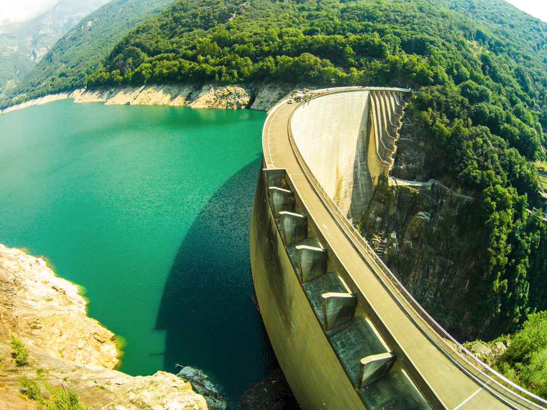 Verzasca Dam - Golden Eye